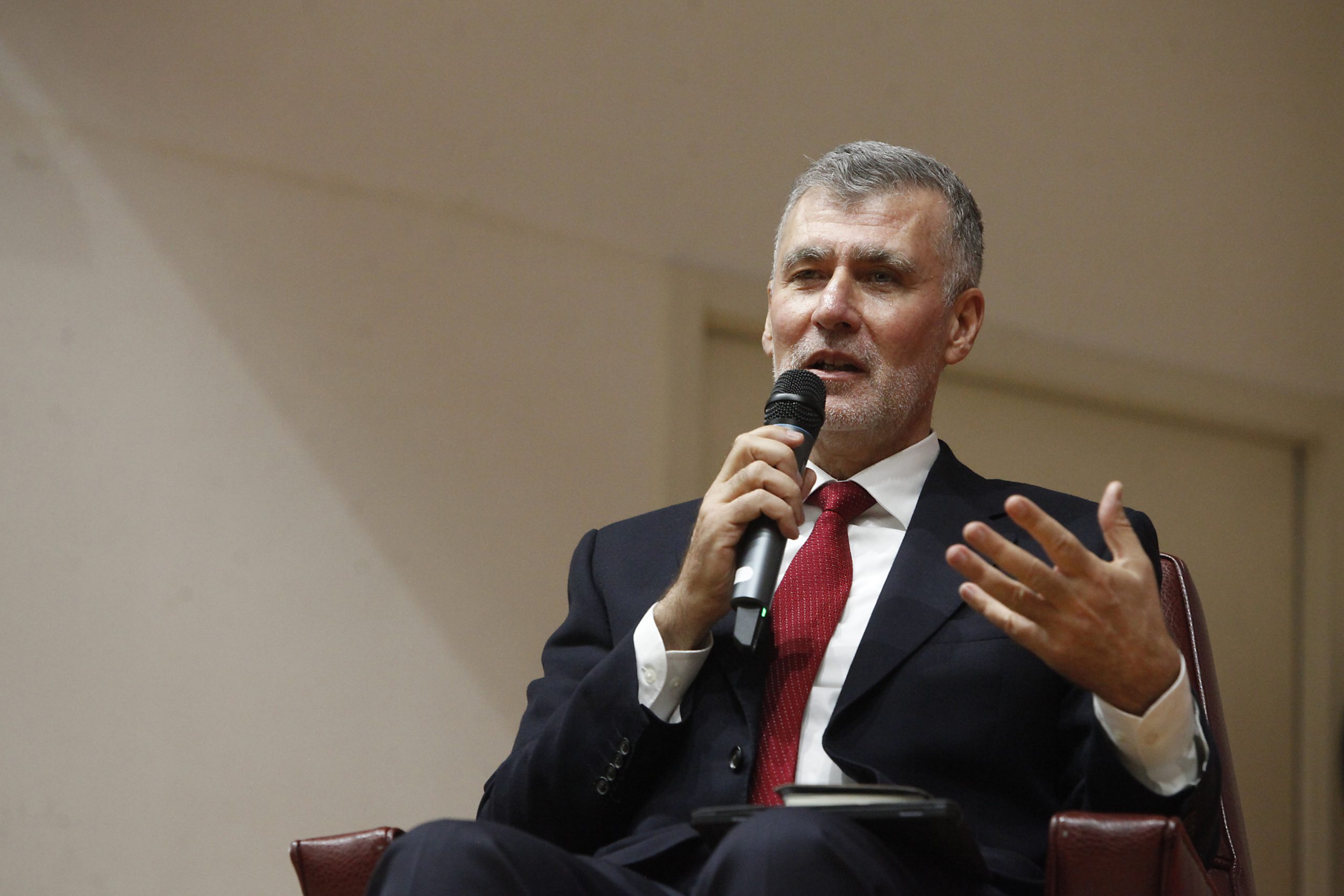 Gouveia e Melo quer esclarecer propriedade de Alojamento Local no Alentejo
